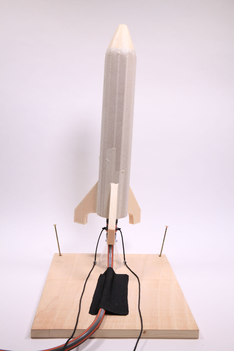 Rakete selber basteln – Anleitung, Tipps & Ideen | OBI