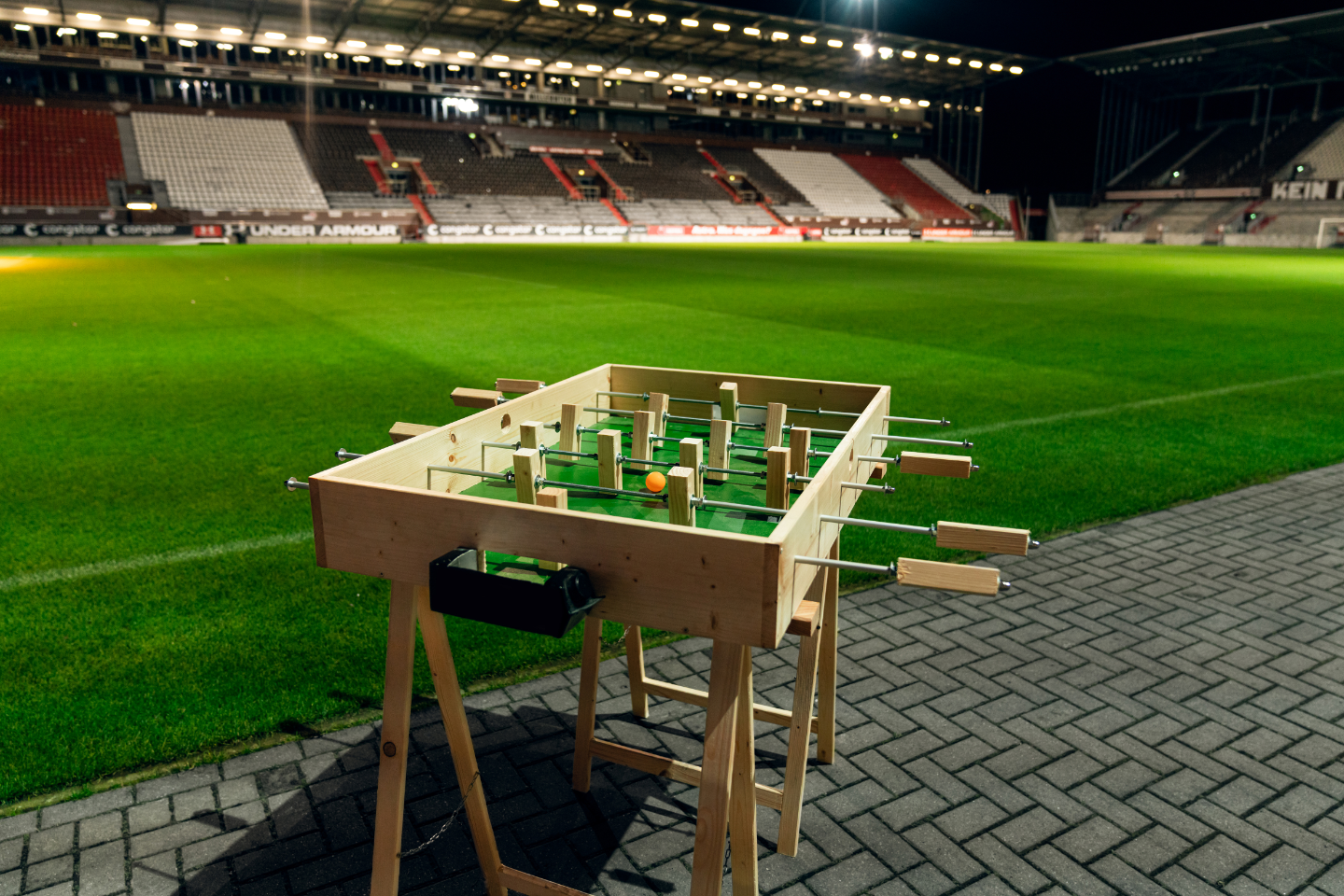 Tischkicker selber bauen – Anleitung | OBI