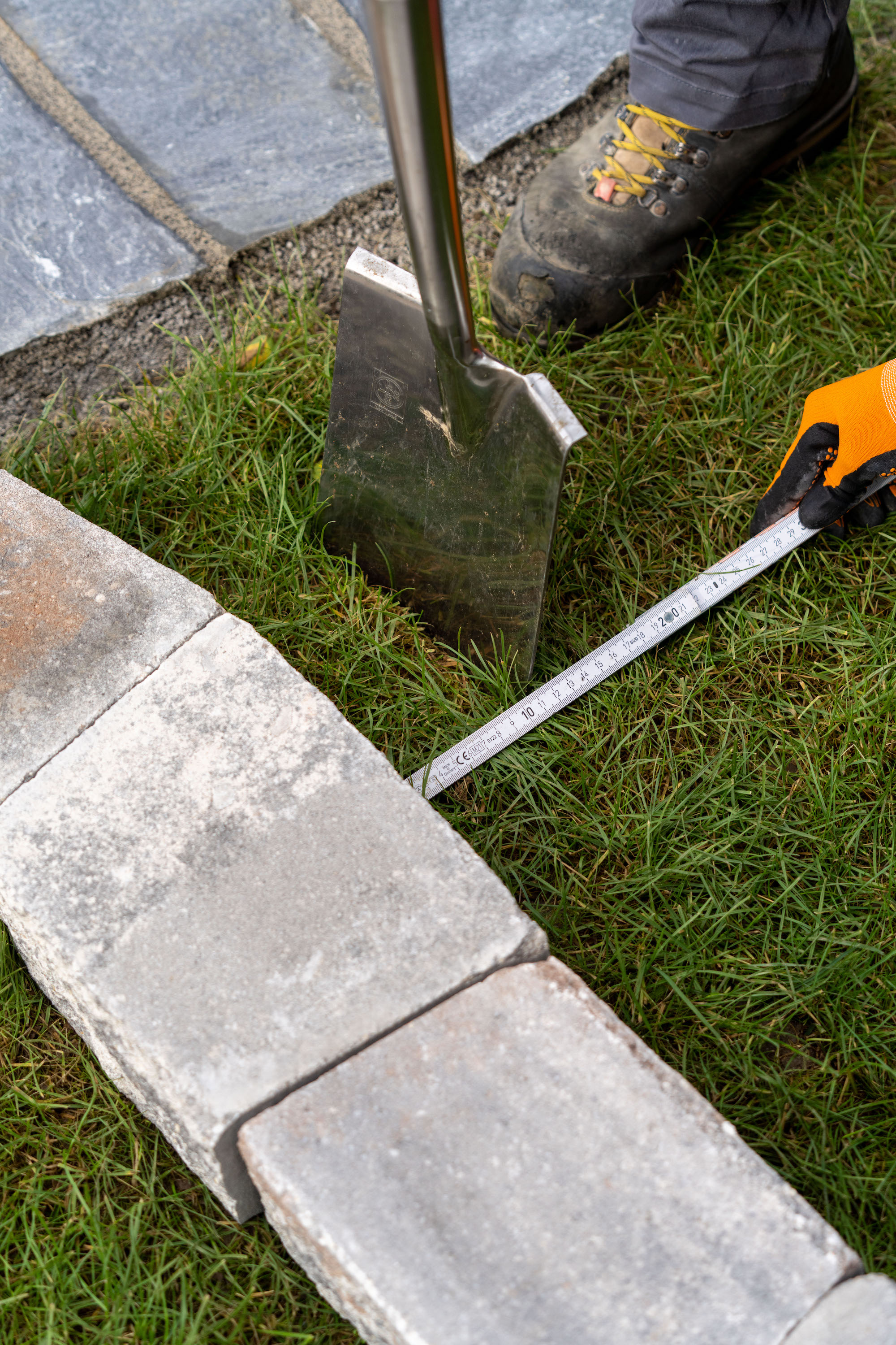 Come costruire un muretto da giardino - Guida e consigli | OBI