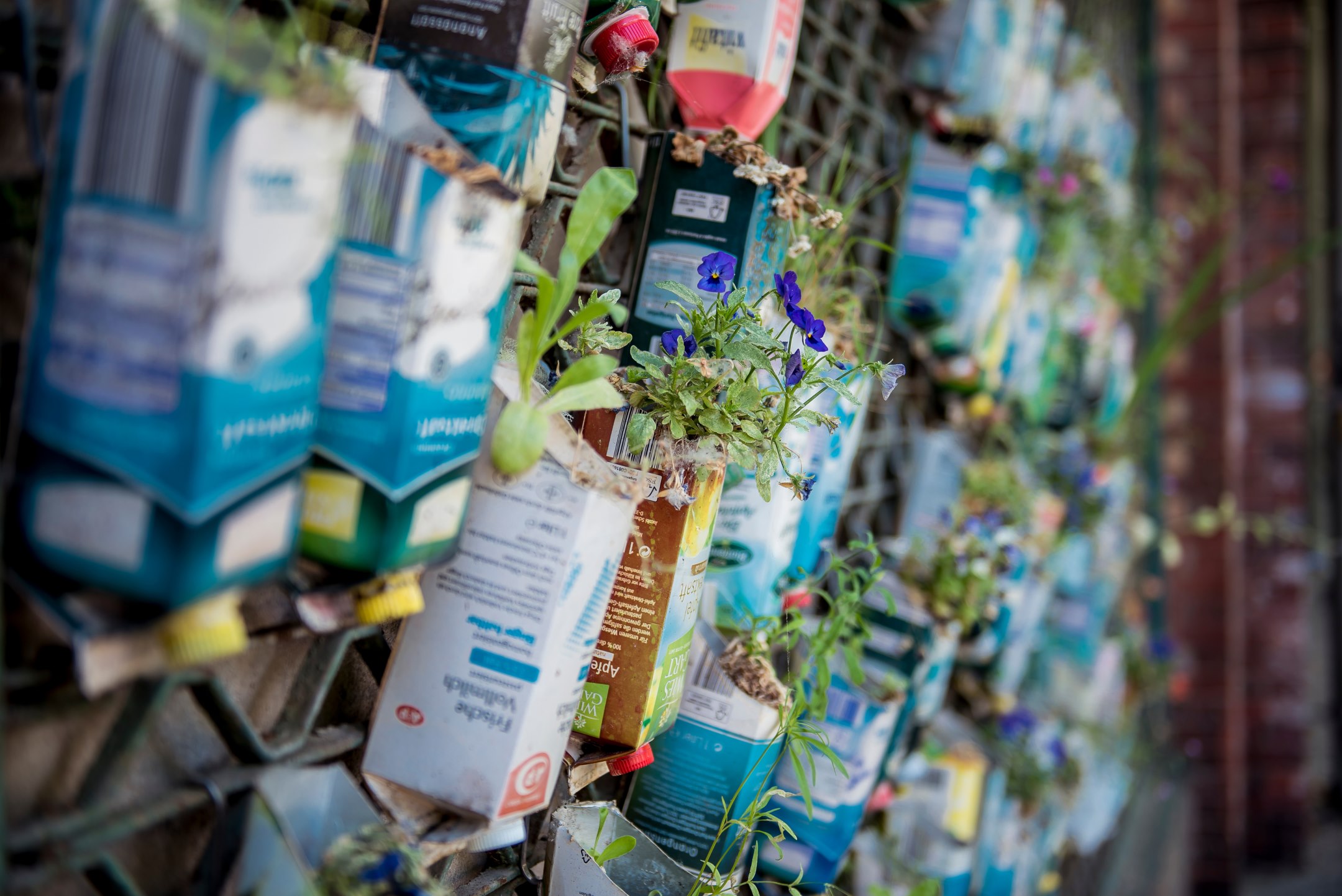 Upcycling ötletek bútorokhoz és dekorációkhoz | OBI