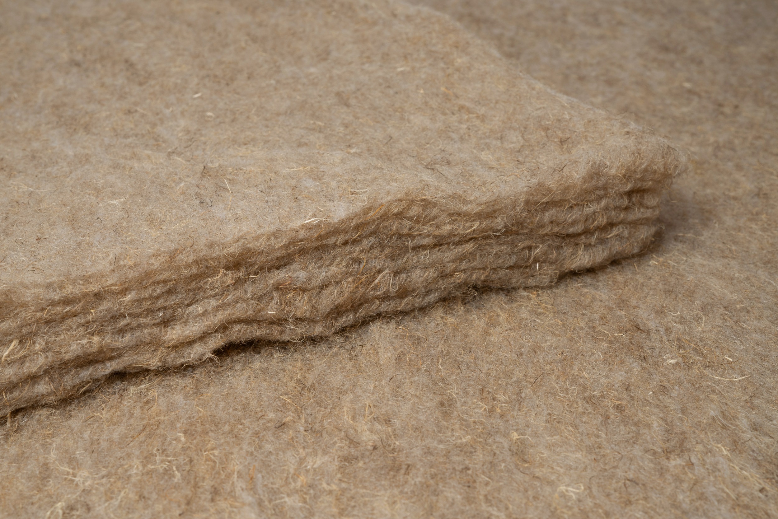 Dämmstoffe fürs Dach – Materialien und Kosten | OBI
