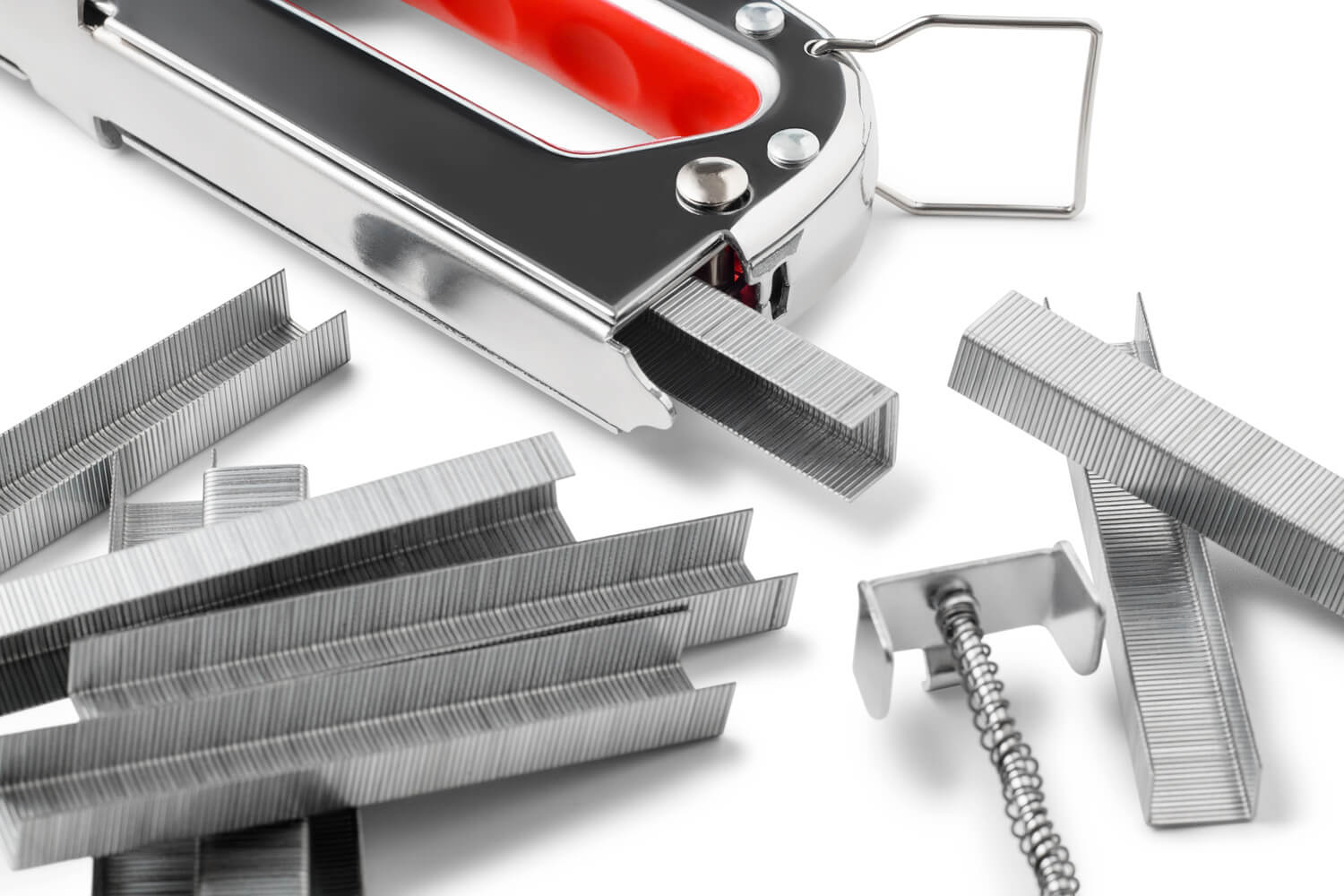 Jakie zszywki do takera wybrać? | Encyklopedia narzędzi OBI