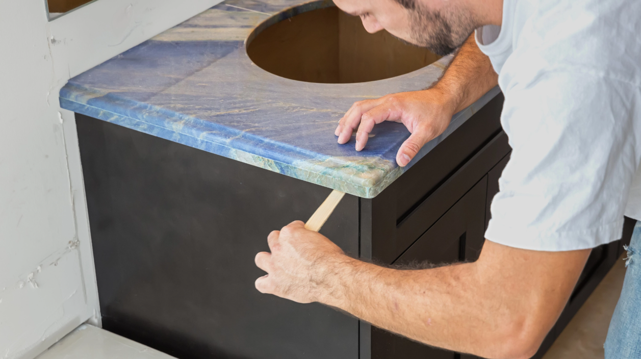 Come assemblare mobili da bagno: guida passo passo per un'installazione ...